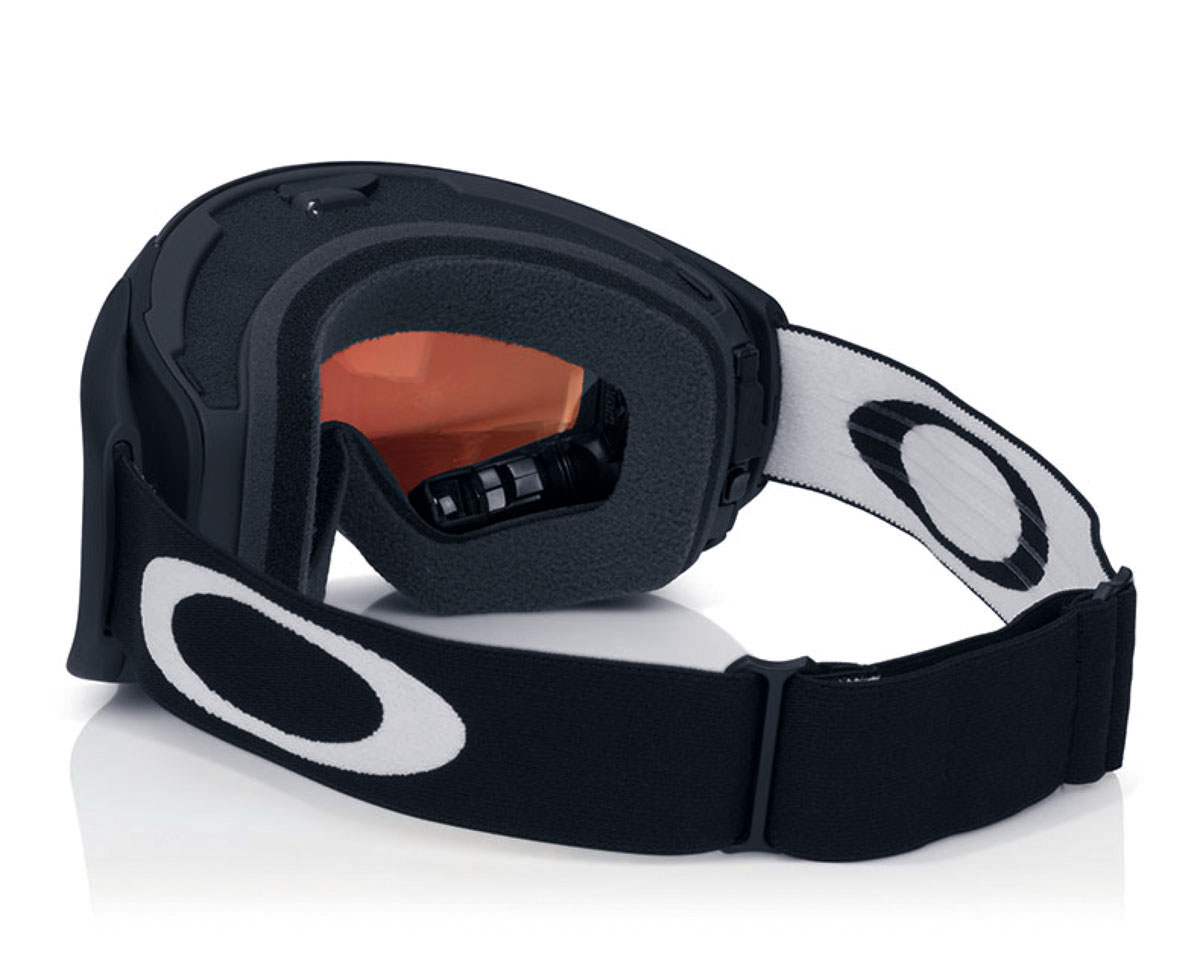 Oakley Airwave Goggles: High-Tech für die Piste - 2